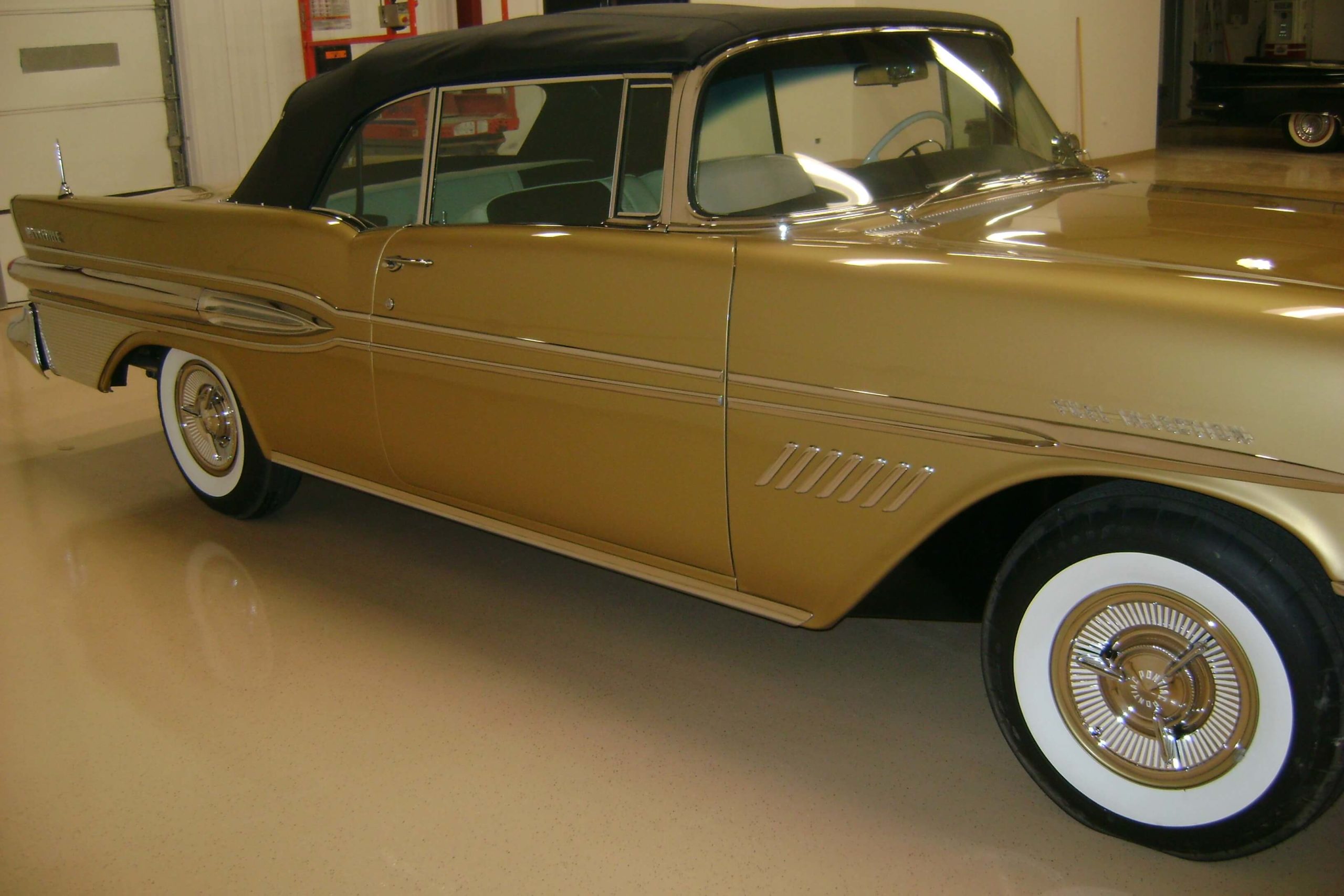 1957 Pontiac Bonneville Gold Convertible – 1 of 1 Painted Gold 347cu ...