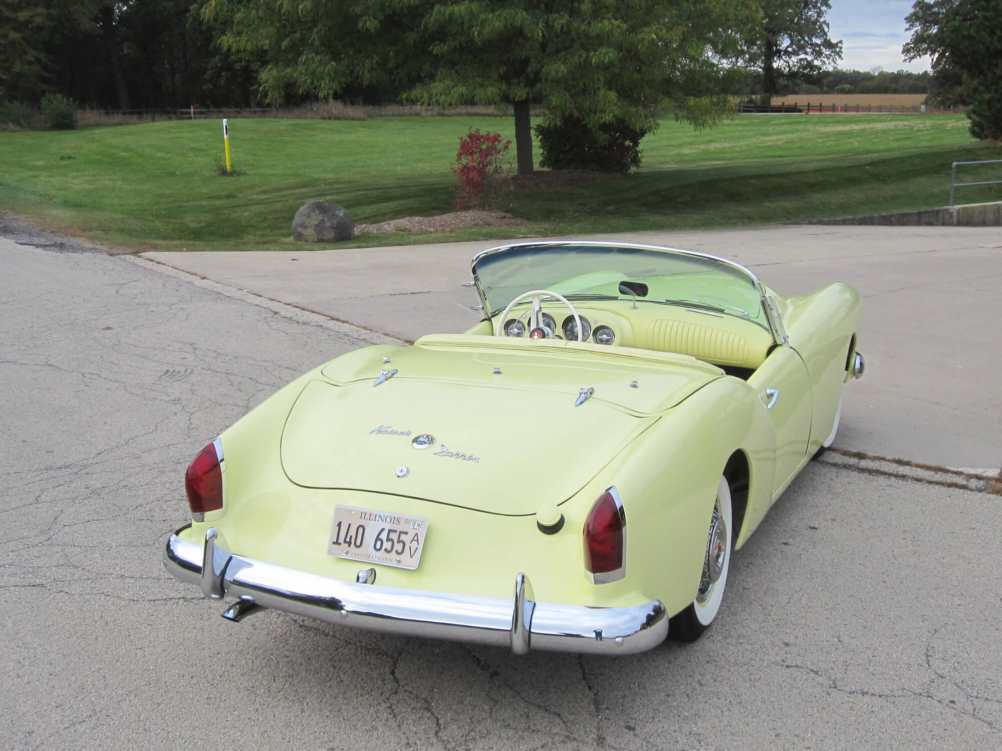 1954 Kaiser Darrin DKF161 Satin Yellow Roadster 161ci/90hp | Frank's ...