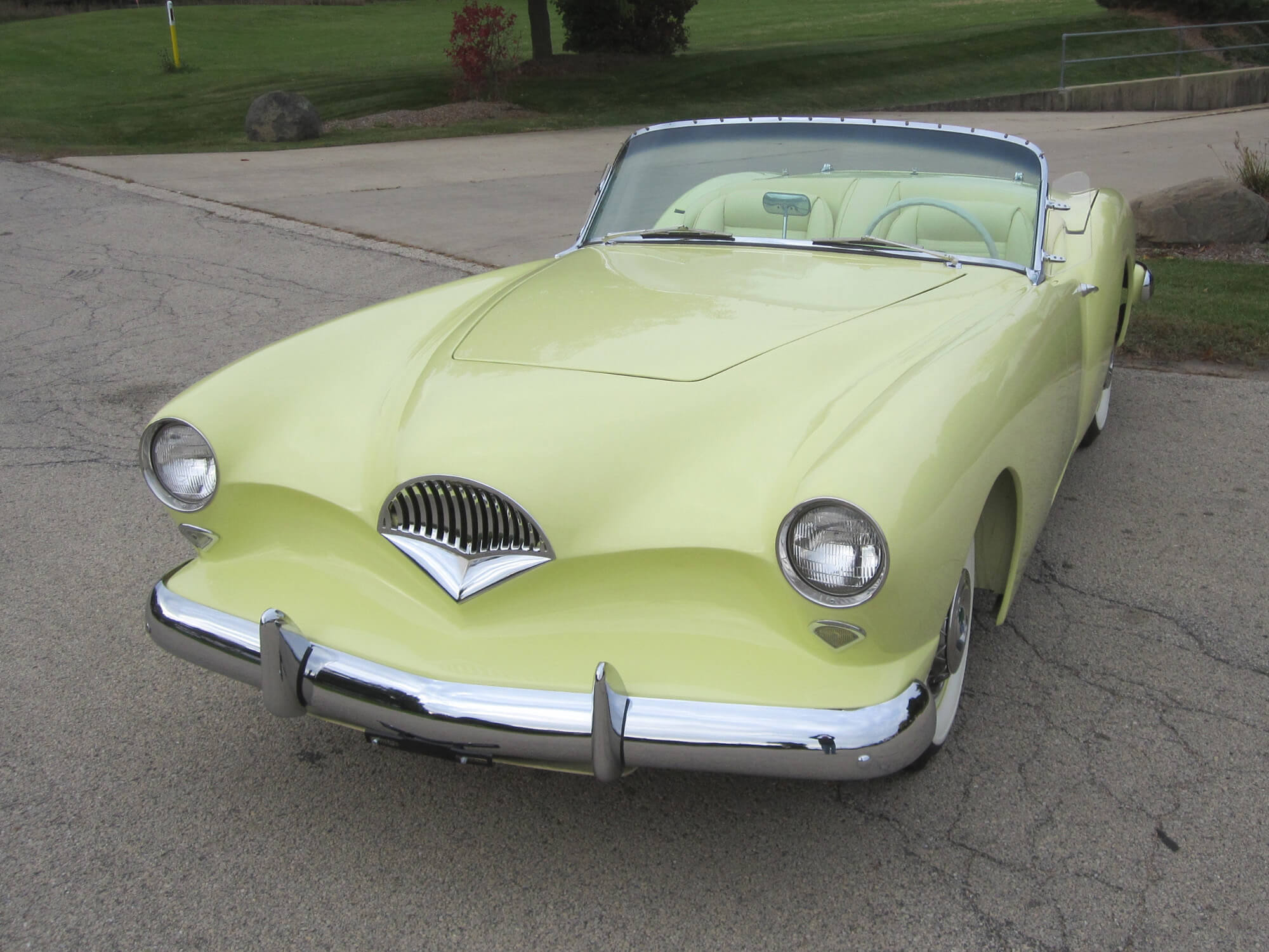 1954 Kaiser Darrin DKF161 Satin Yellow Roadster 161ci/90hp | Frank's ...