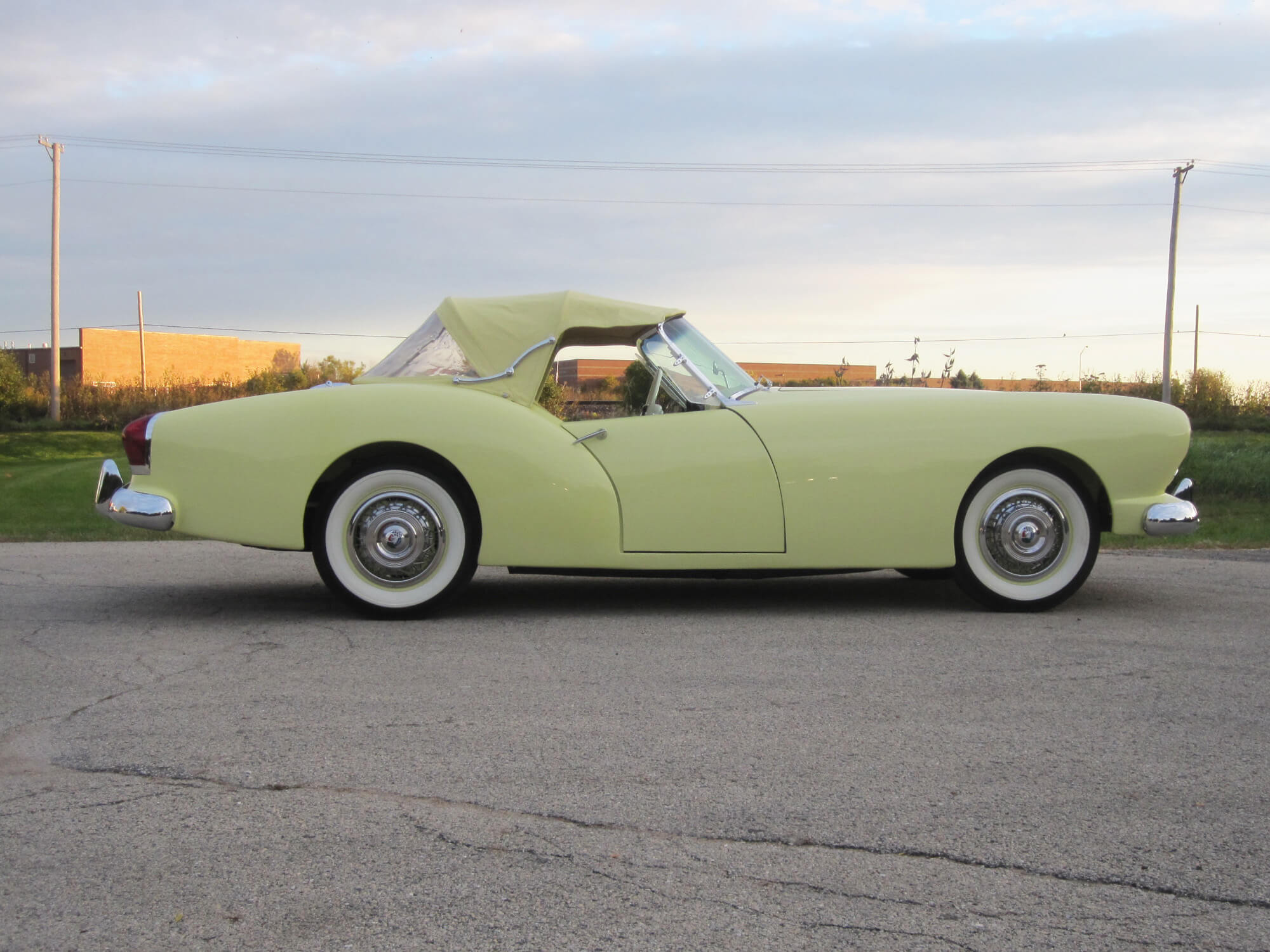 1954 Kaiser Darrin DKF161 Satin Yellow Roadster 161ci/90hp | Frank's ...